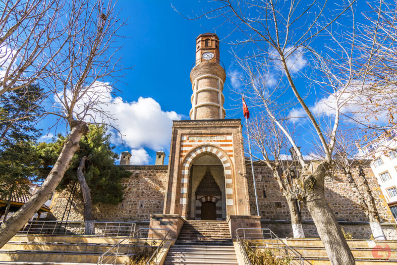 Merzifon Gezilecek Yerler Listesi | En Güzel 6 Yer (Detaylı)